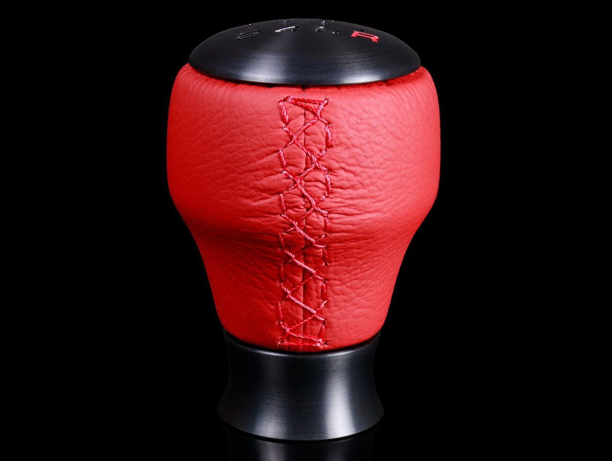 Honda Red Leather Black Alumite Shift Knob (6-speed) - 2023+ Civic Type ...