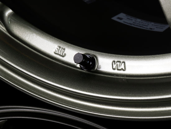 Advan Racing GT Beyond Wheels - Racing Sand Metallic - 18x9.5 / 5x114 ...